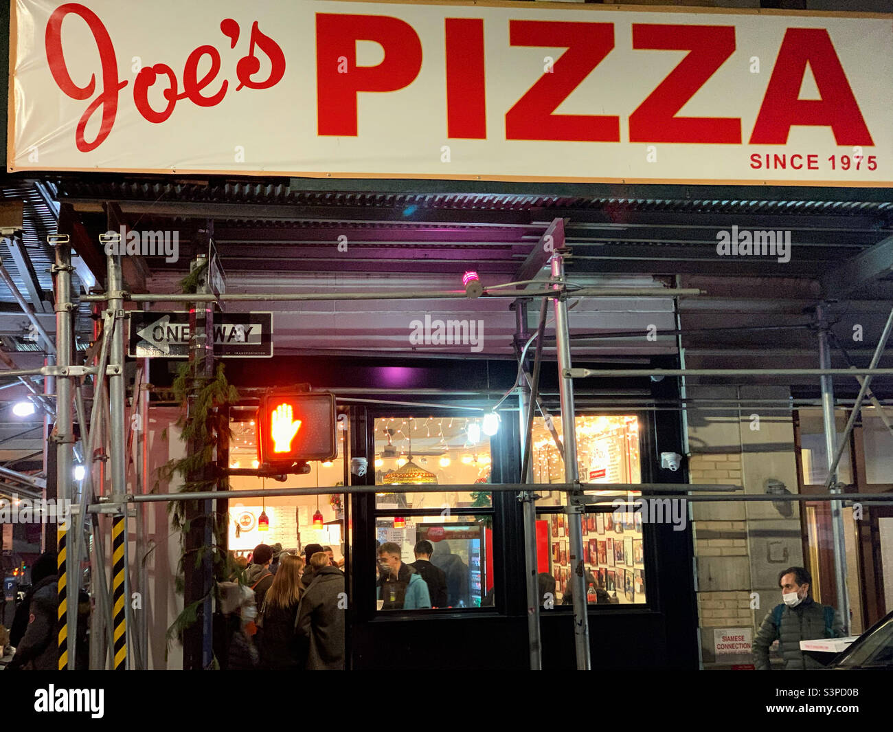 December 25, 2021, Joe’s Pizza, Fulton Street, Lower Manhattan, New ...