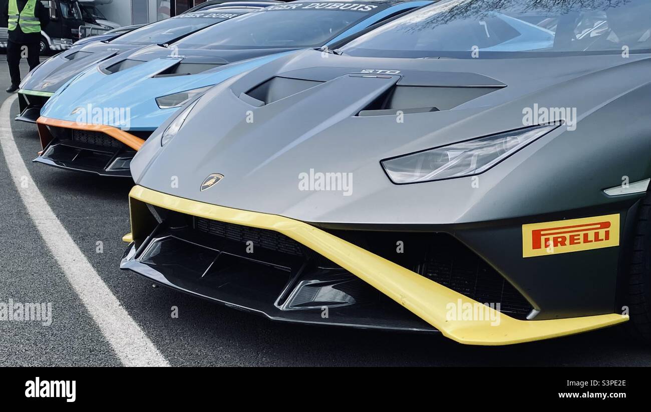 Enzo ferrari lamborghini hi-res stock photography and images - Alamy