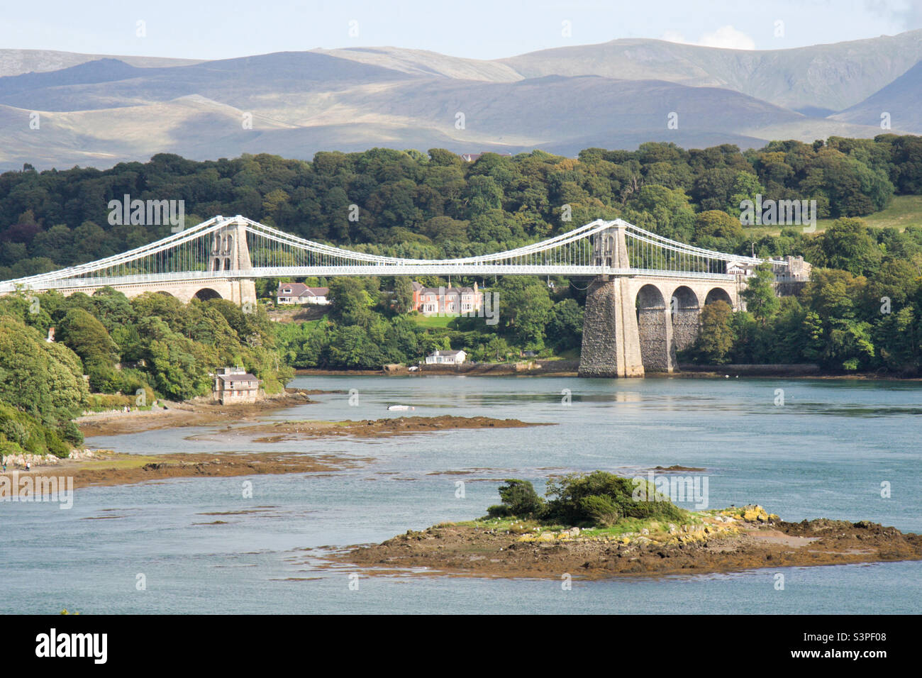 Menai Suspension bridge Pont Grog y Borth Menai Strait Anglesey Stock ...