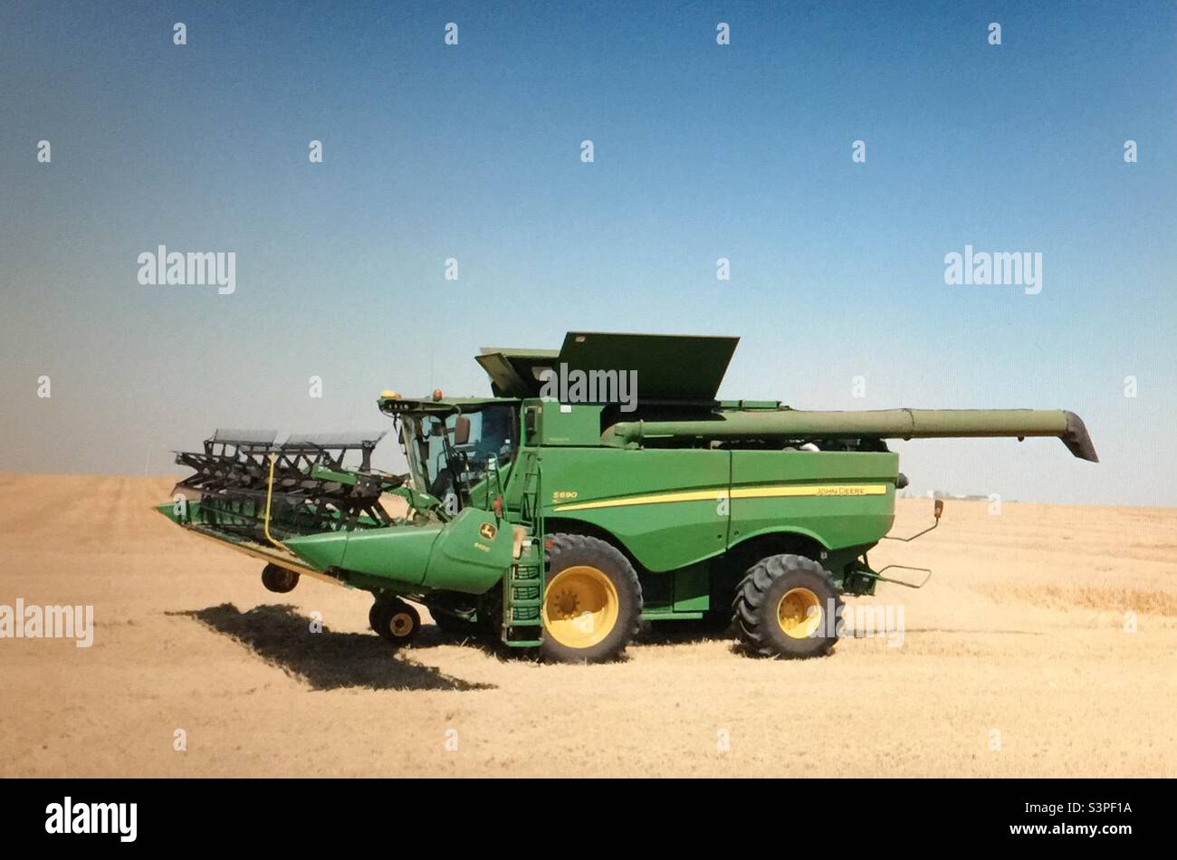 Canada farming hi-res stock photography and images - Alamy