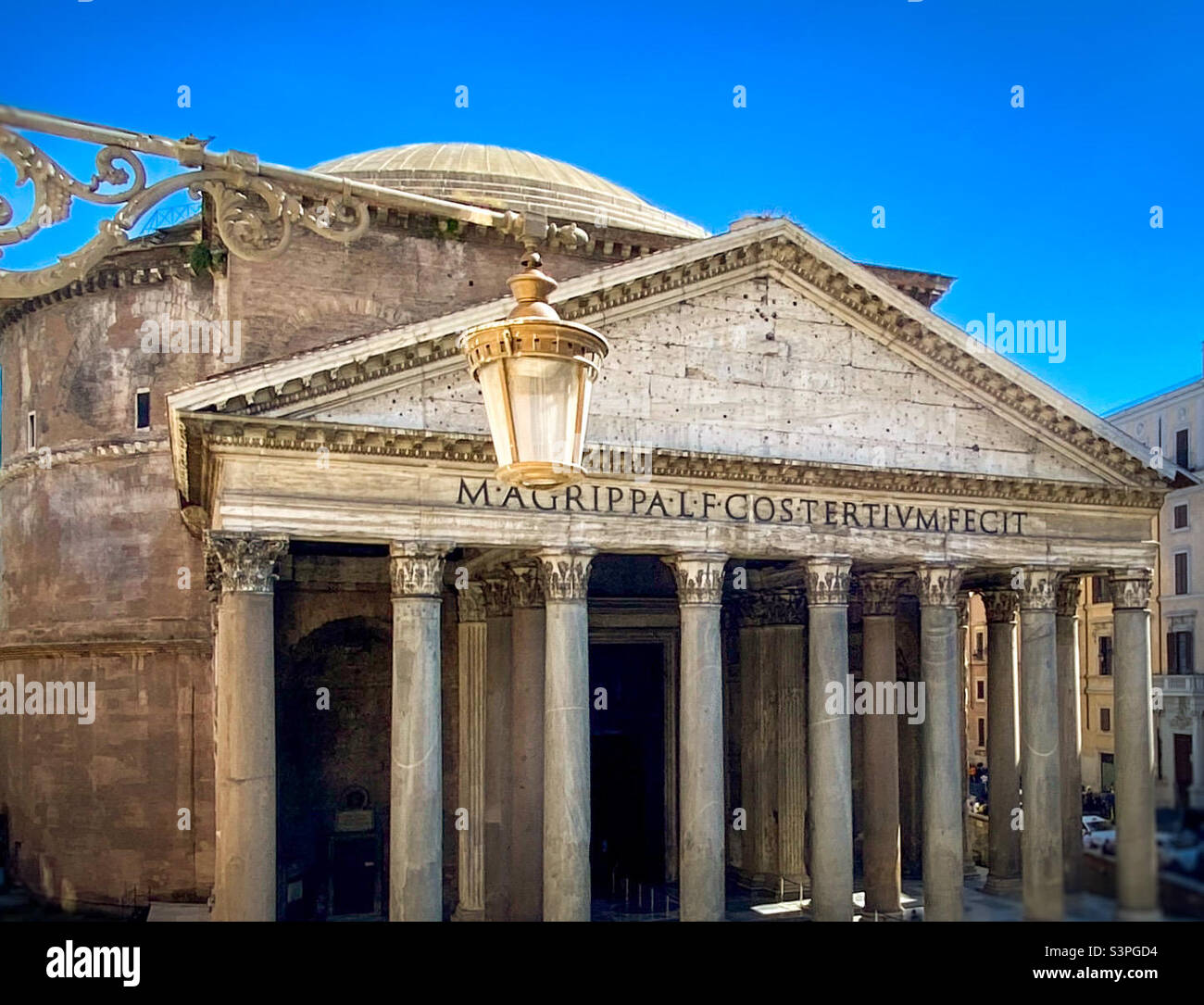 Pantheon rome facade portico hi-res stock photography and images - Alamy