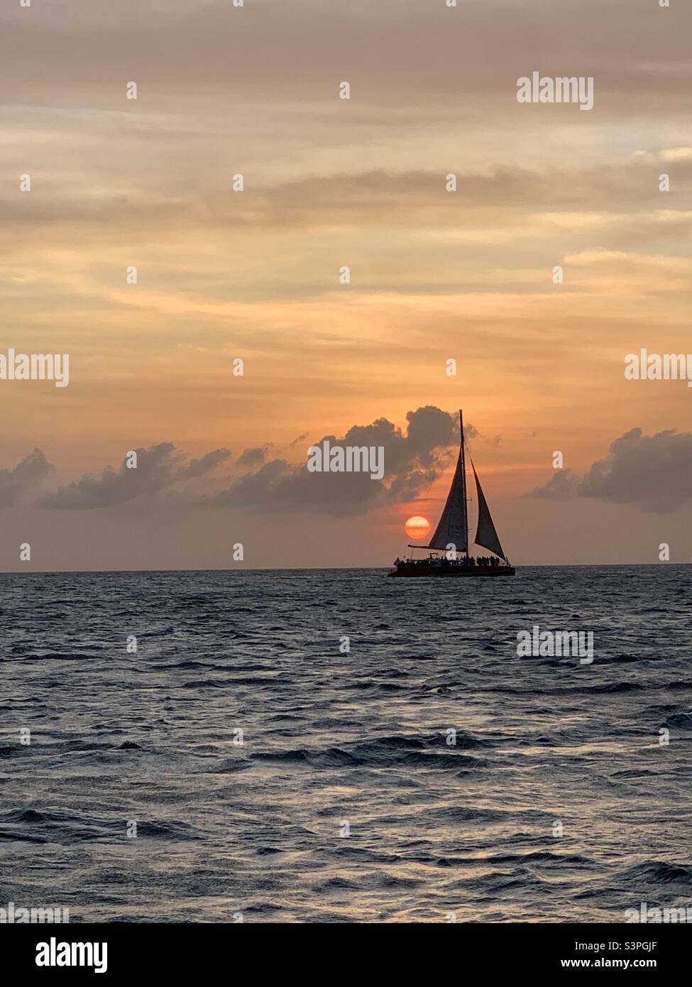 Sunset aruba hi-res stock photography and images - Alamy
