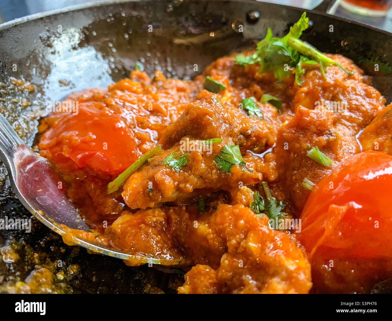 Chicken Balti curry Stock Photo - Alamy