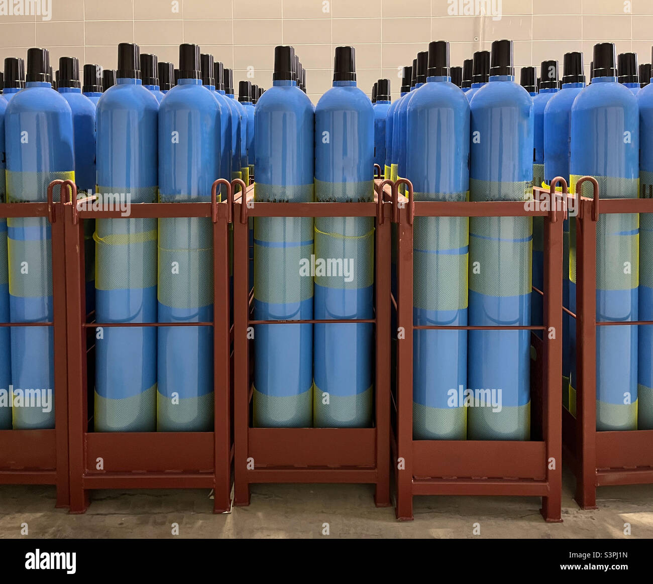 How Is Oxygen Cylinder Made For Hospitals at Dorothy Holcomb blog