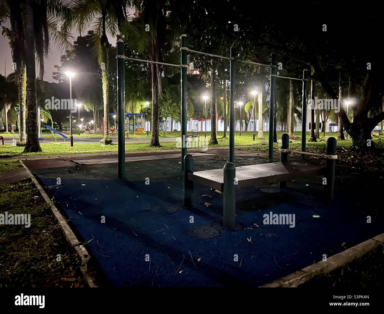 Night exercise hi-res stock photography and images - Alamy
