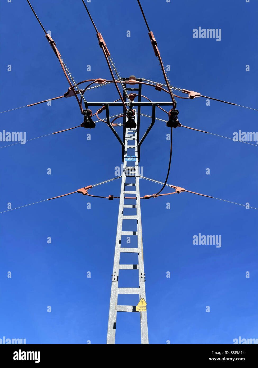 Vertical pylon hi-res stock photography and images - Alamy