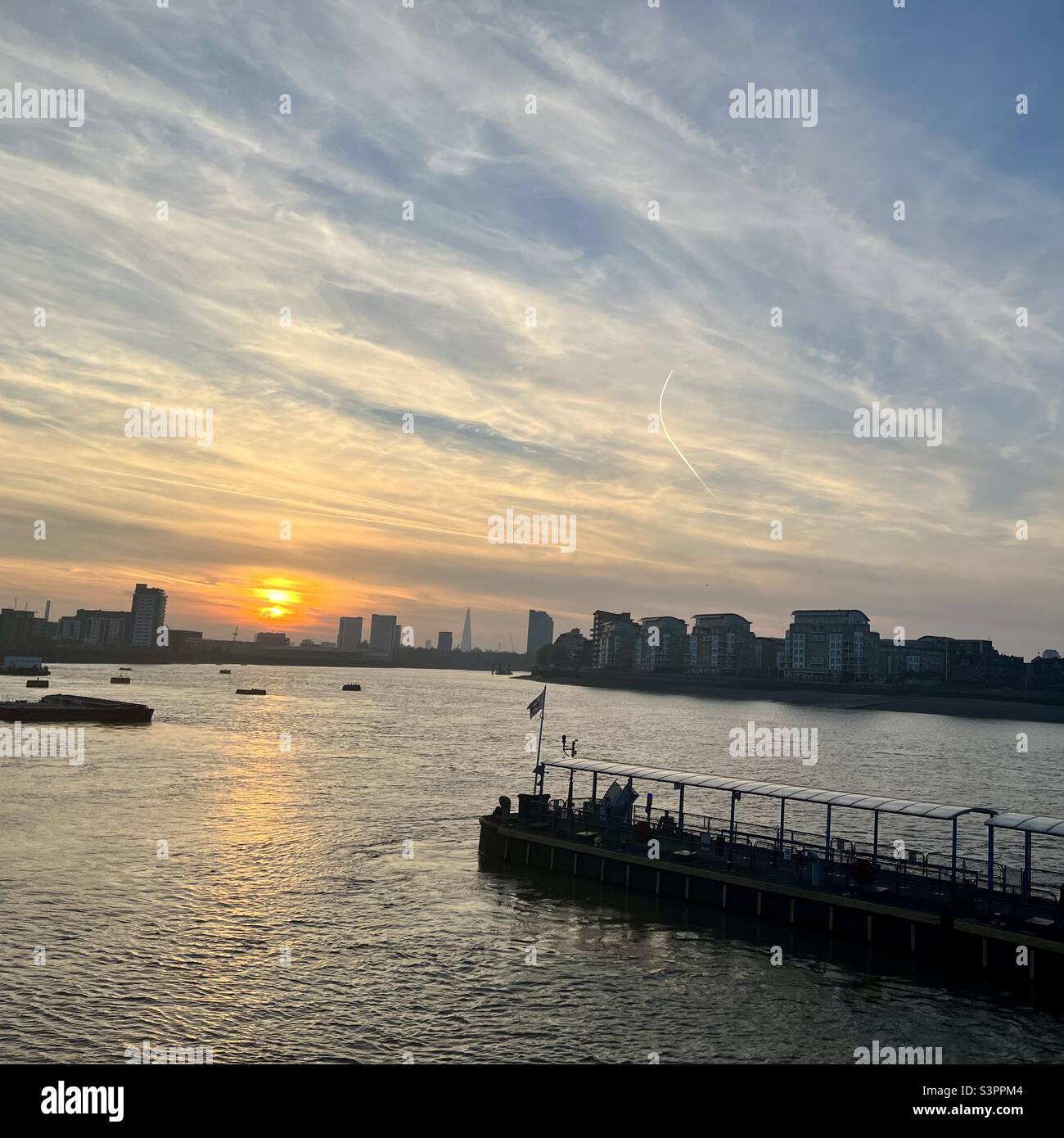 Greenwich pier hi-res stock photography and images - Alamy