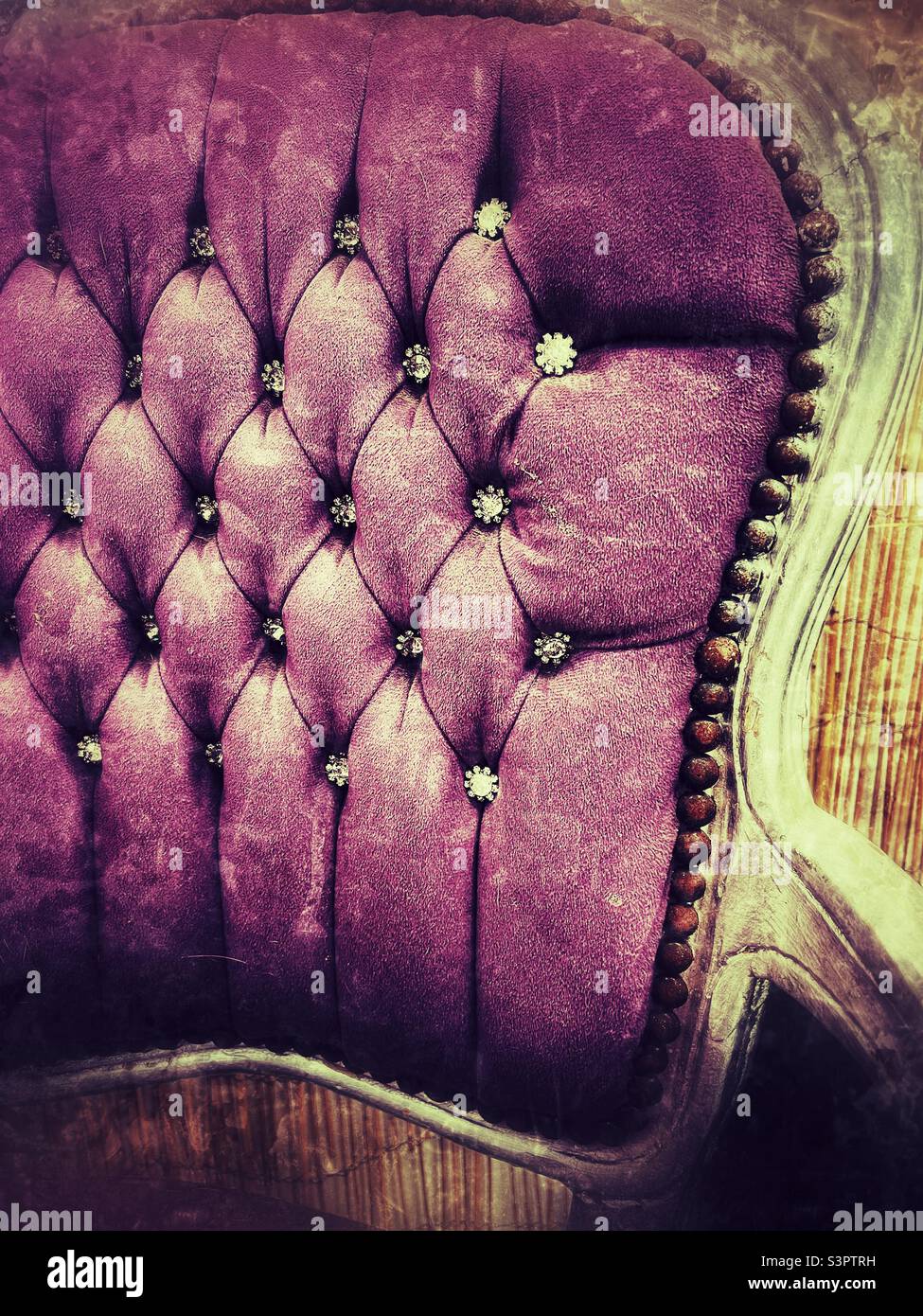 Purple vintage fabric hi-res stock photography and images - Alamy