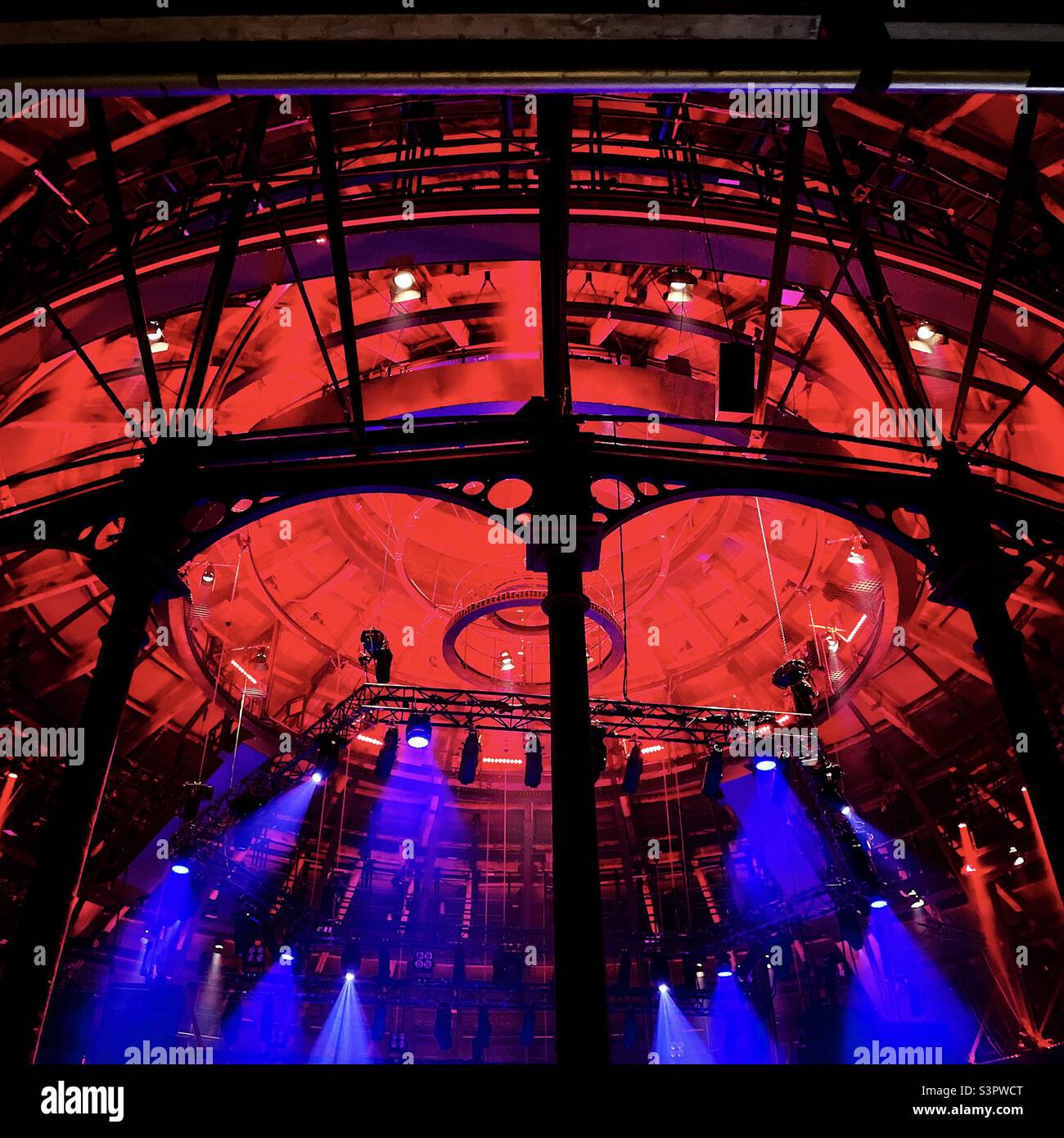 Camden roundhouse hi-res stock photography and images - Alamy
