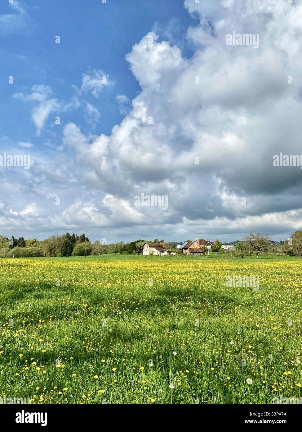 French landscape hi-res stock photography and images - Alamy
