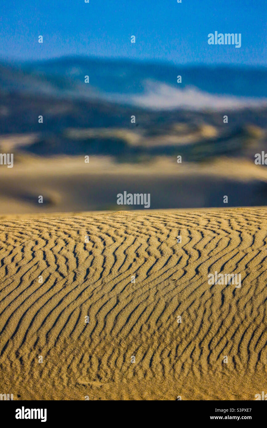 Waves in desert hi-res stock photography and images - Alamy