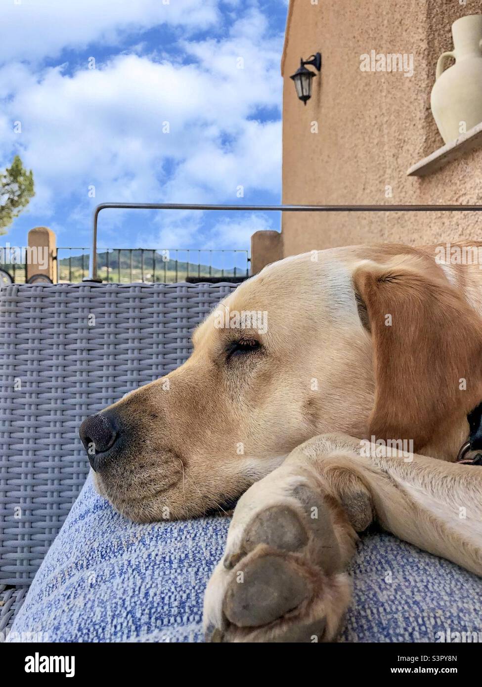 Sleeping terrace hi-res stock photography and images - Alamy