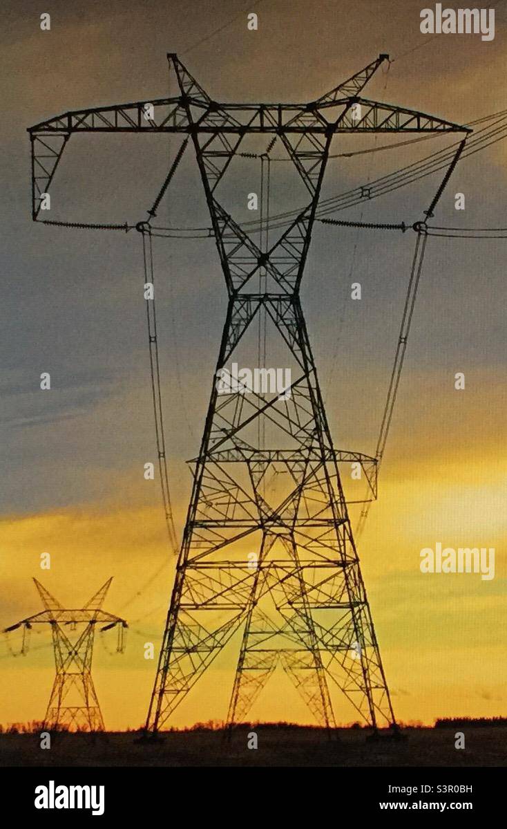 Transportation of electricity hi-res stock photography and images - Alamy
