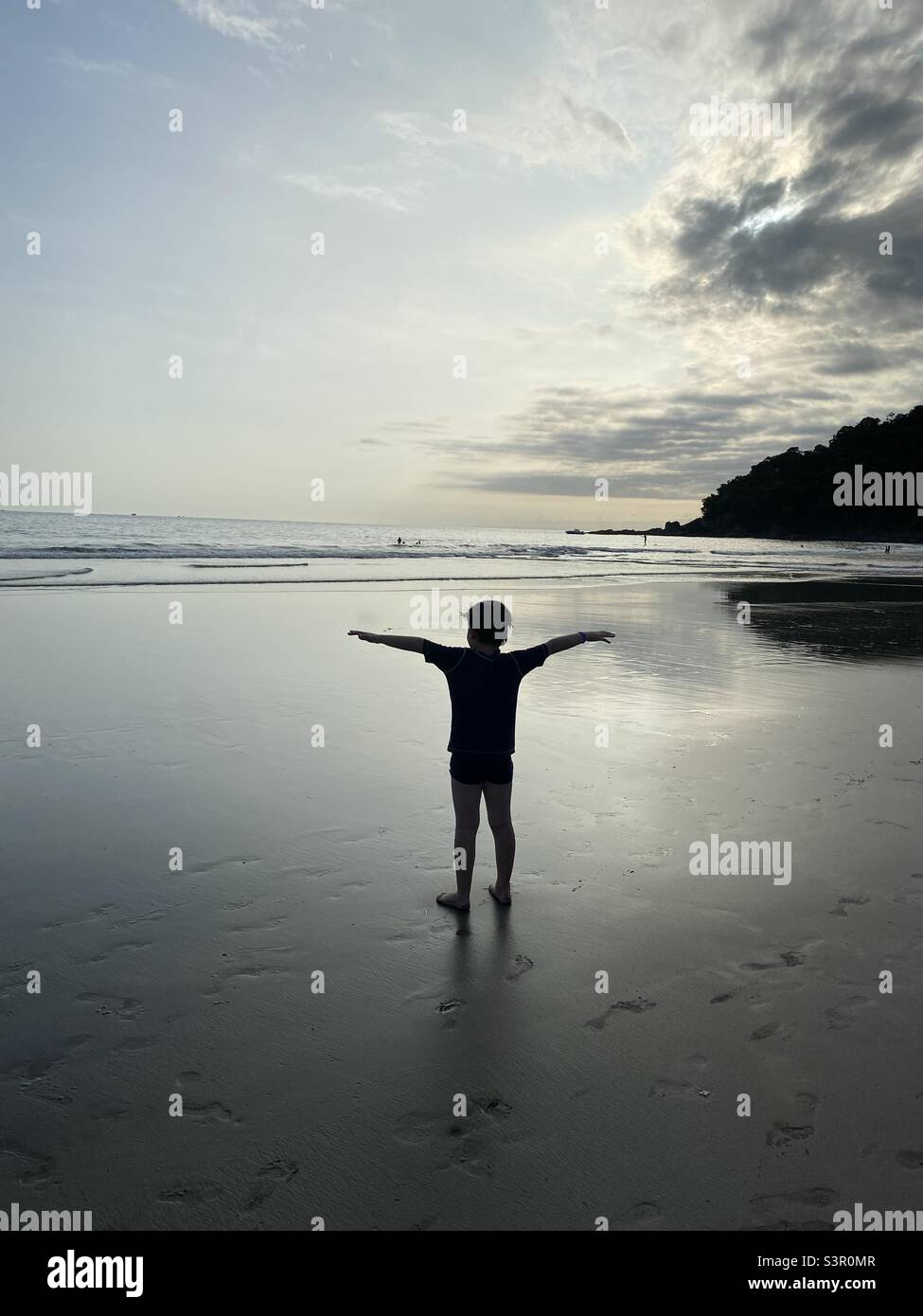 Boy open arms hi-res stock photography and images - Alamy