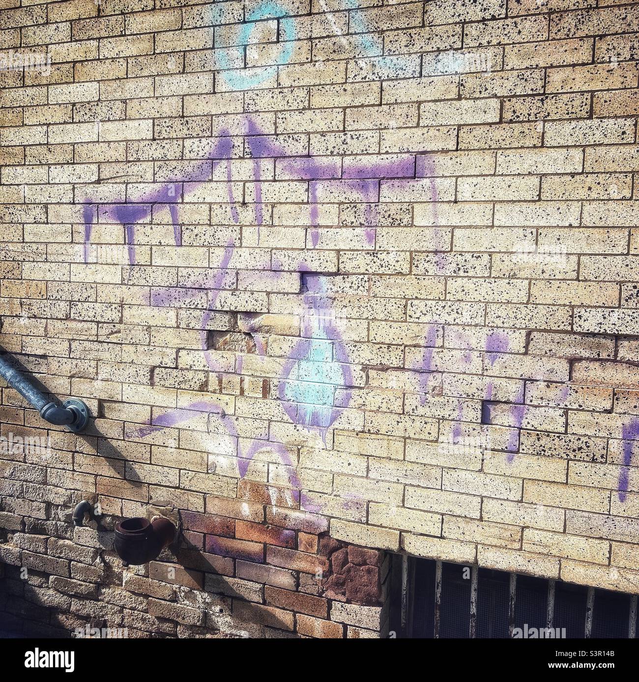 Face bricks hi-res stock photography and images - Alamy