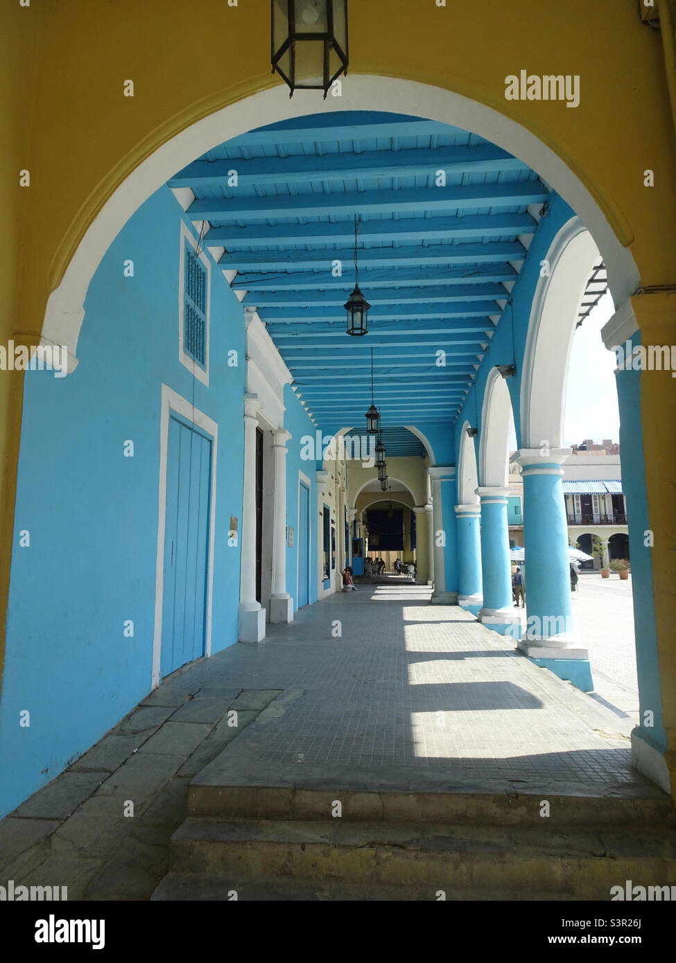 Architectural corridor hi-res stock photography and images - Alamy