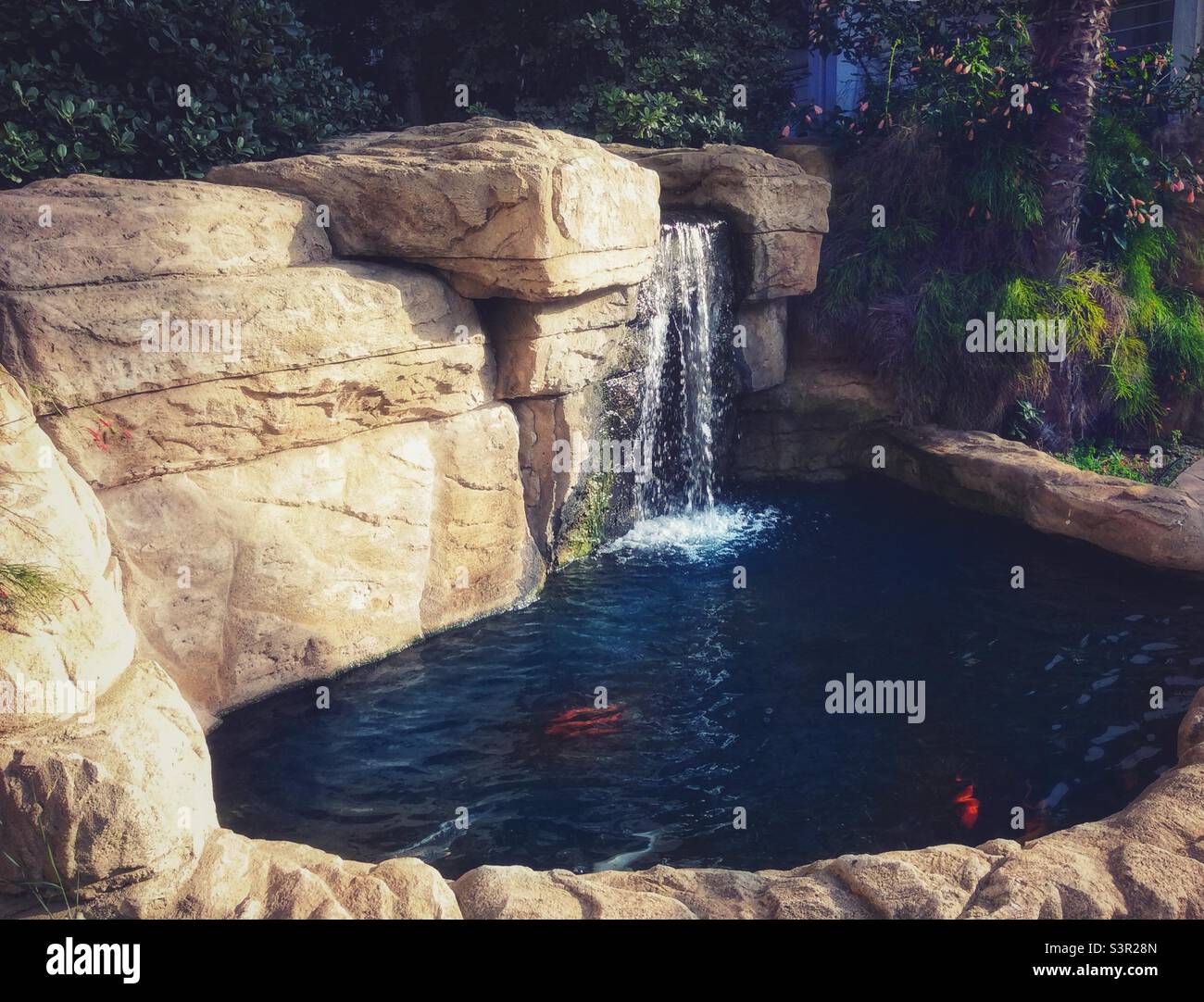 Water feature waterfall hi-res stock photography and images - Alamy