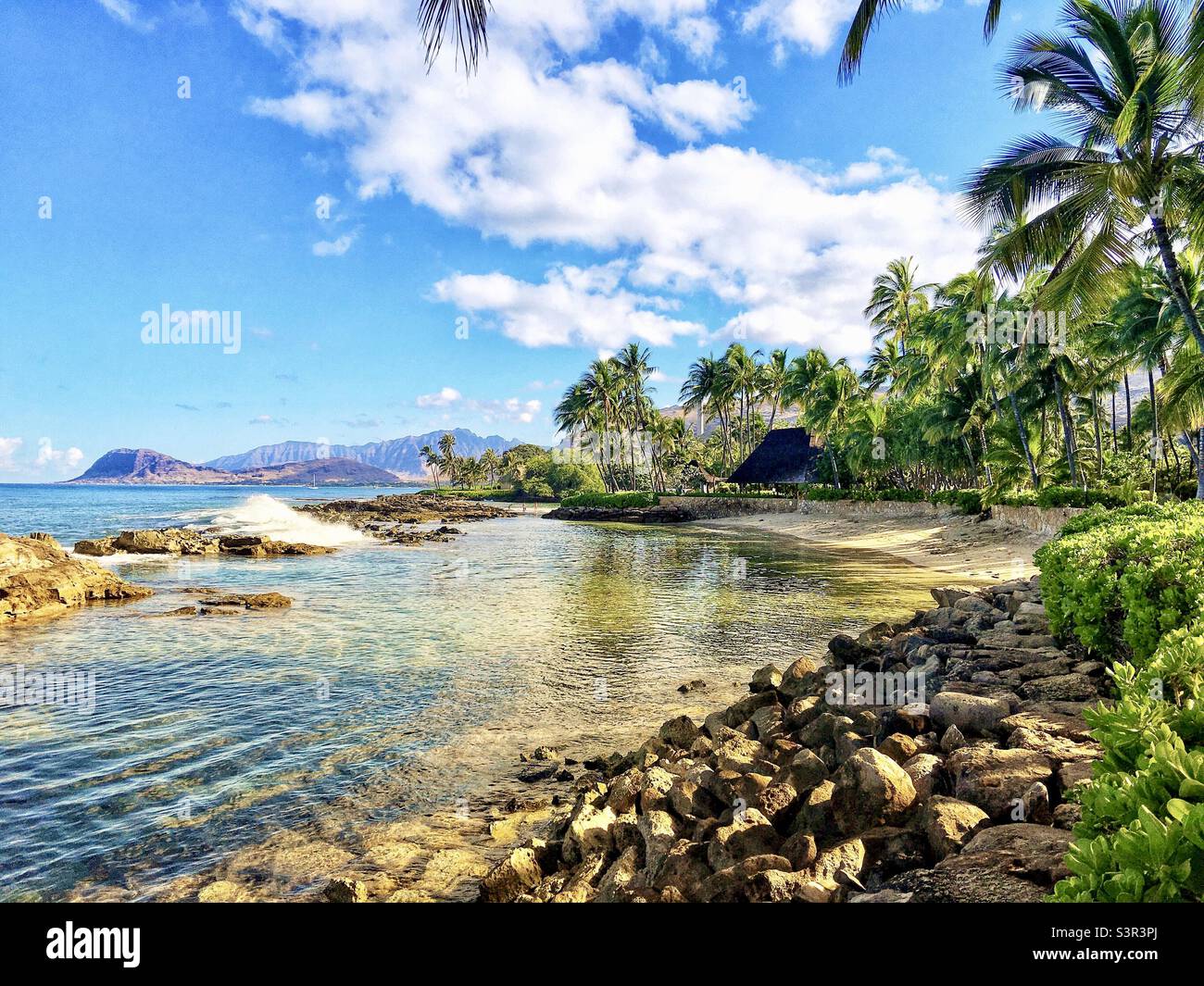 Secret beach oahu hi-res stock photography and images - Alamy