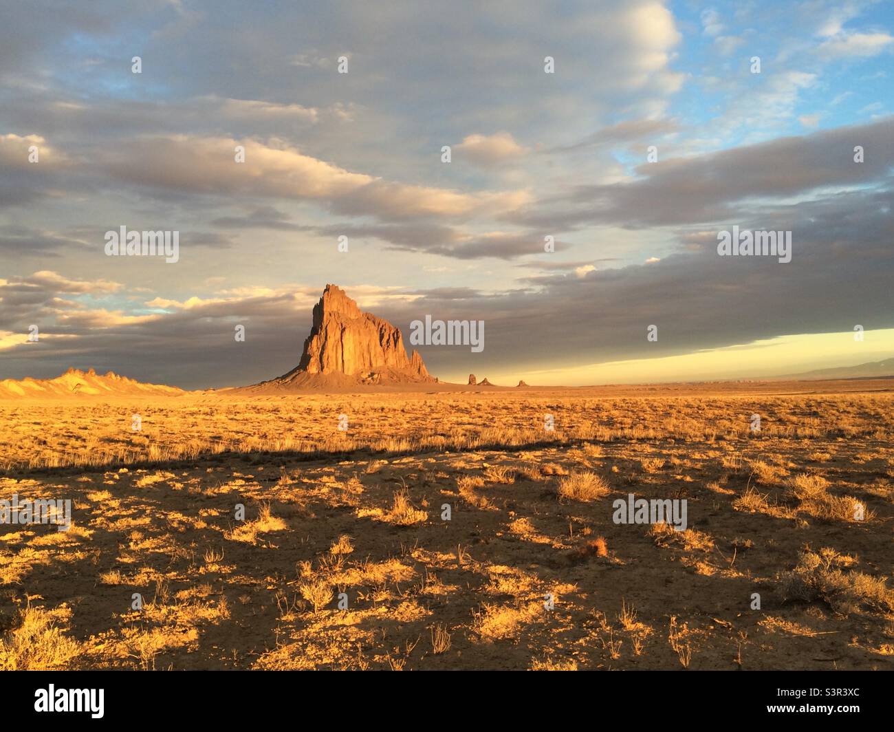 Ship rock hi-res stock photography and images - Alamy
