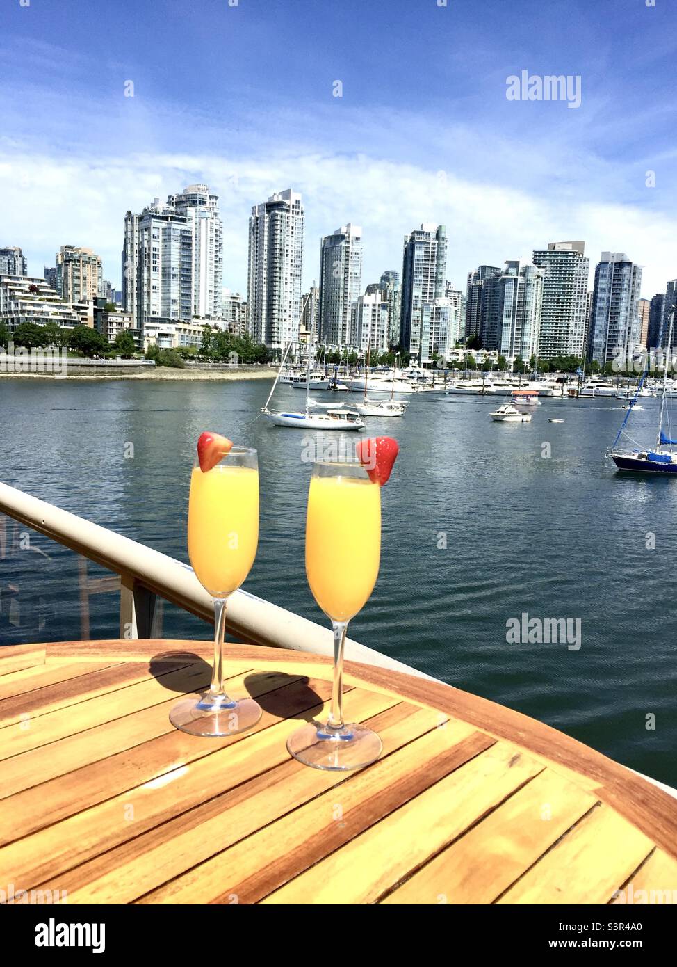 Two drinks with a view! Stock Photo - Alamy