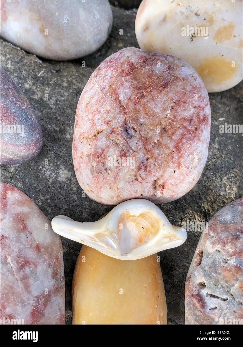Beautiful stones hi-res stock photography and images - Alamy