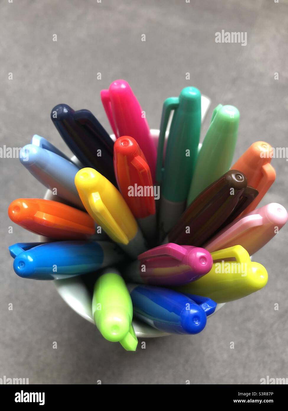 Multicoloured pens hi-res stock photography and images - Alamy