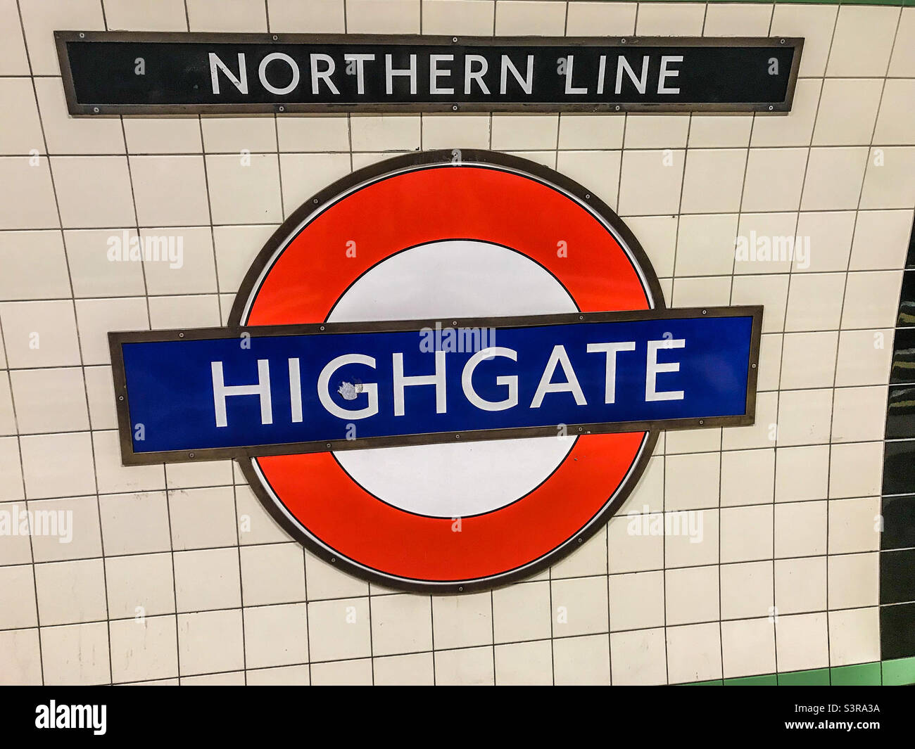 London Underground Highgate station Stock Photo - Alamy