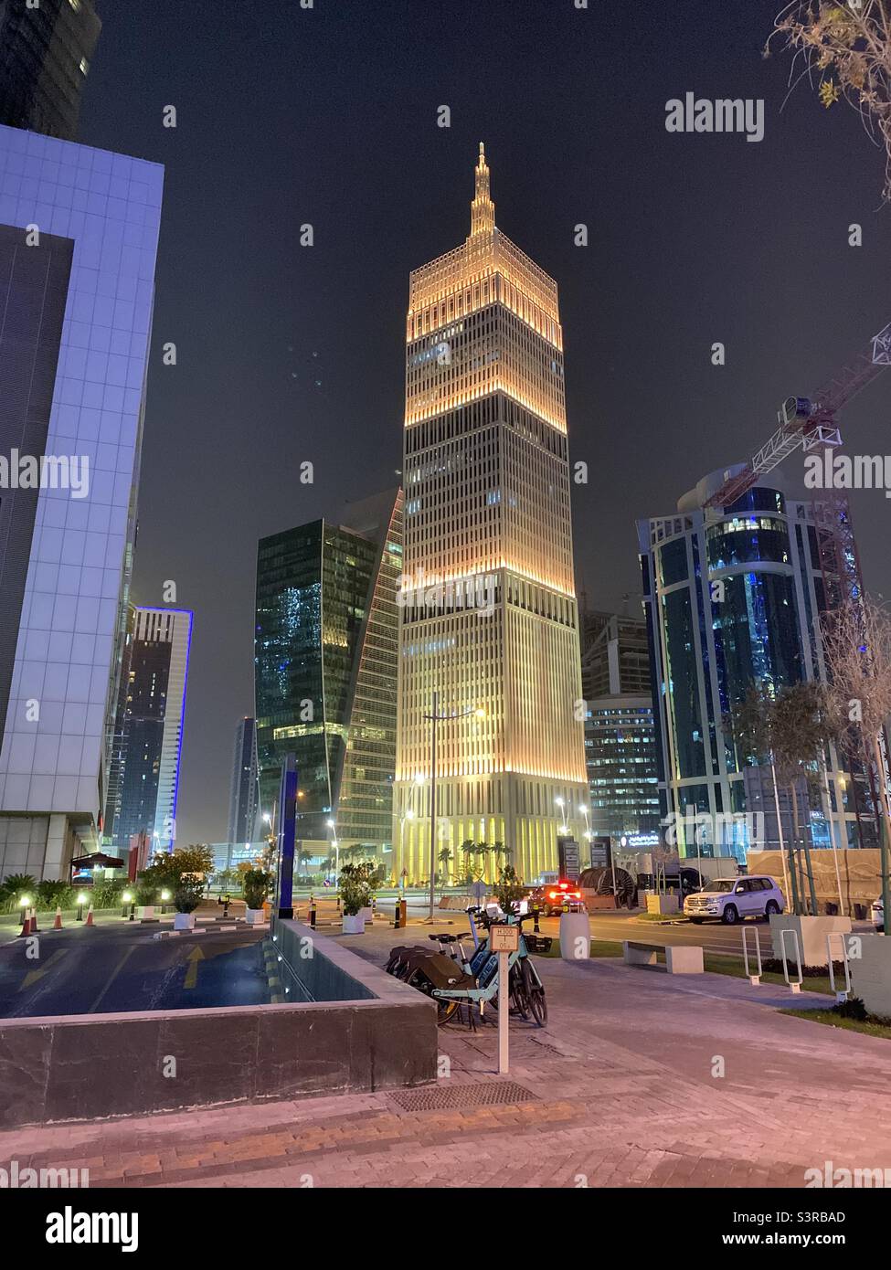 The beautiful Doha in the night Stock Photo - Alamy