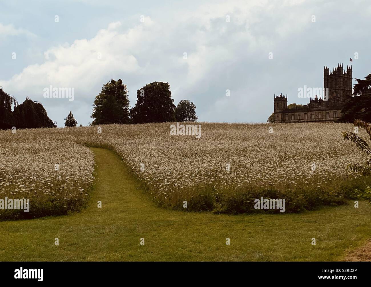 Highclere hampshire hi-res stock photography and images - Alamy