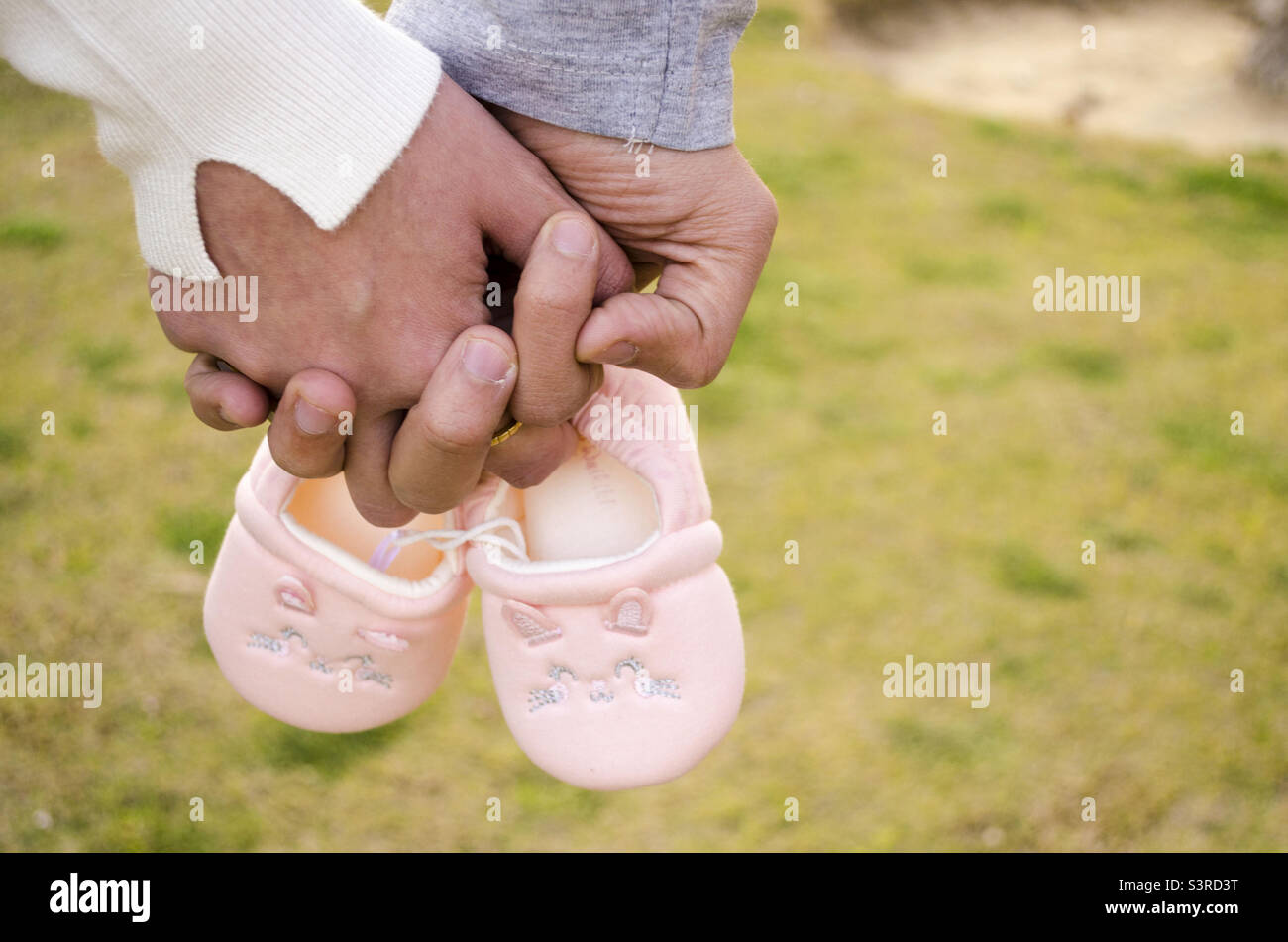Young couple expecting a baby Stock Photo - Alamy