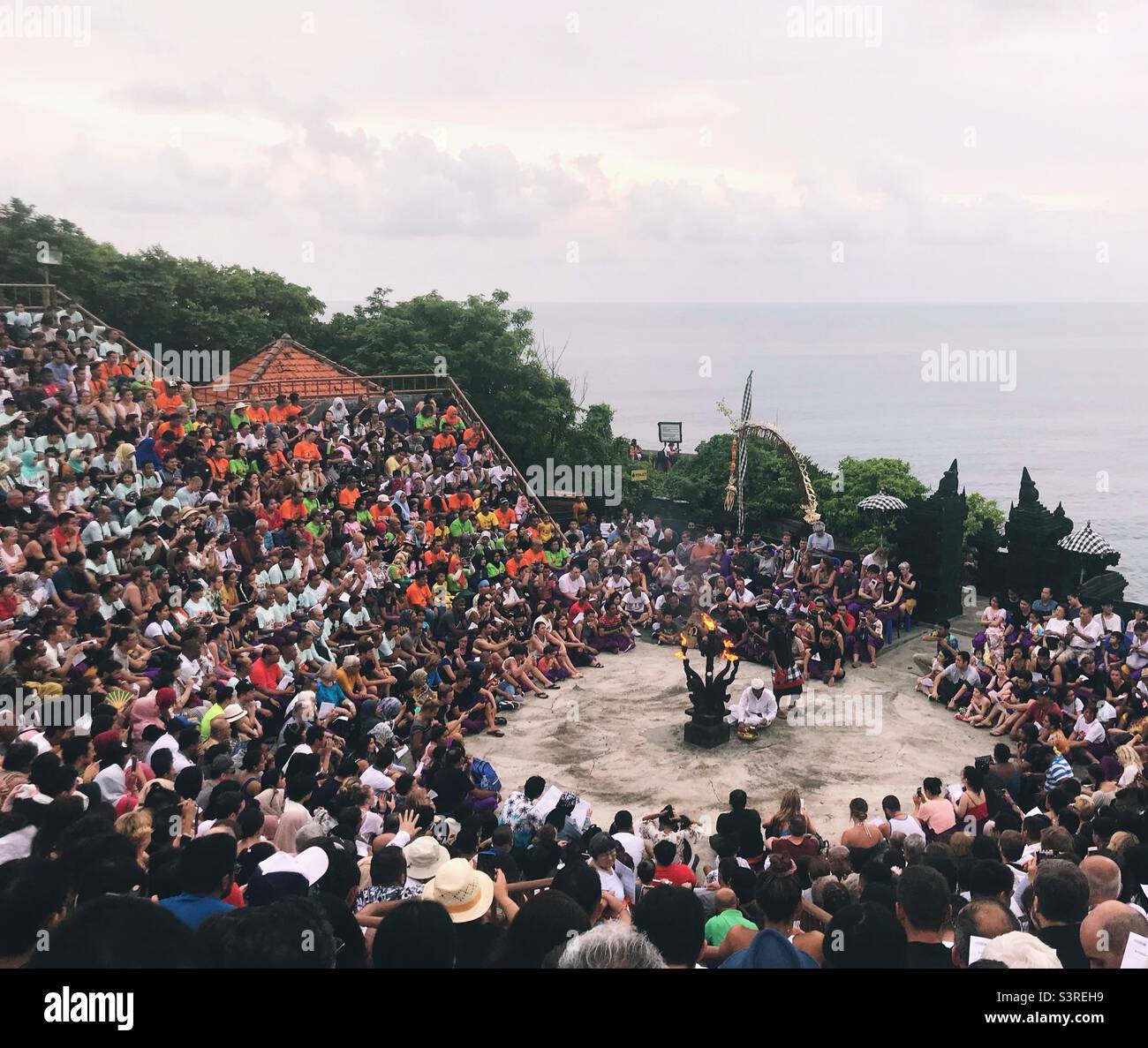 Temple dance hi-res stock photography and images - Alamy
