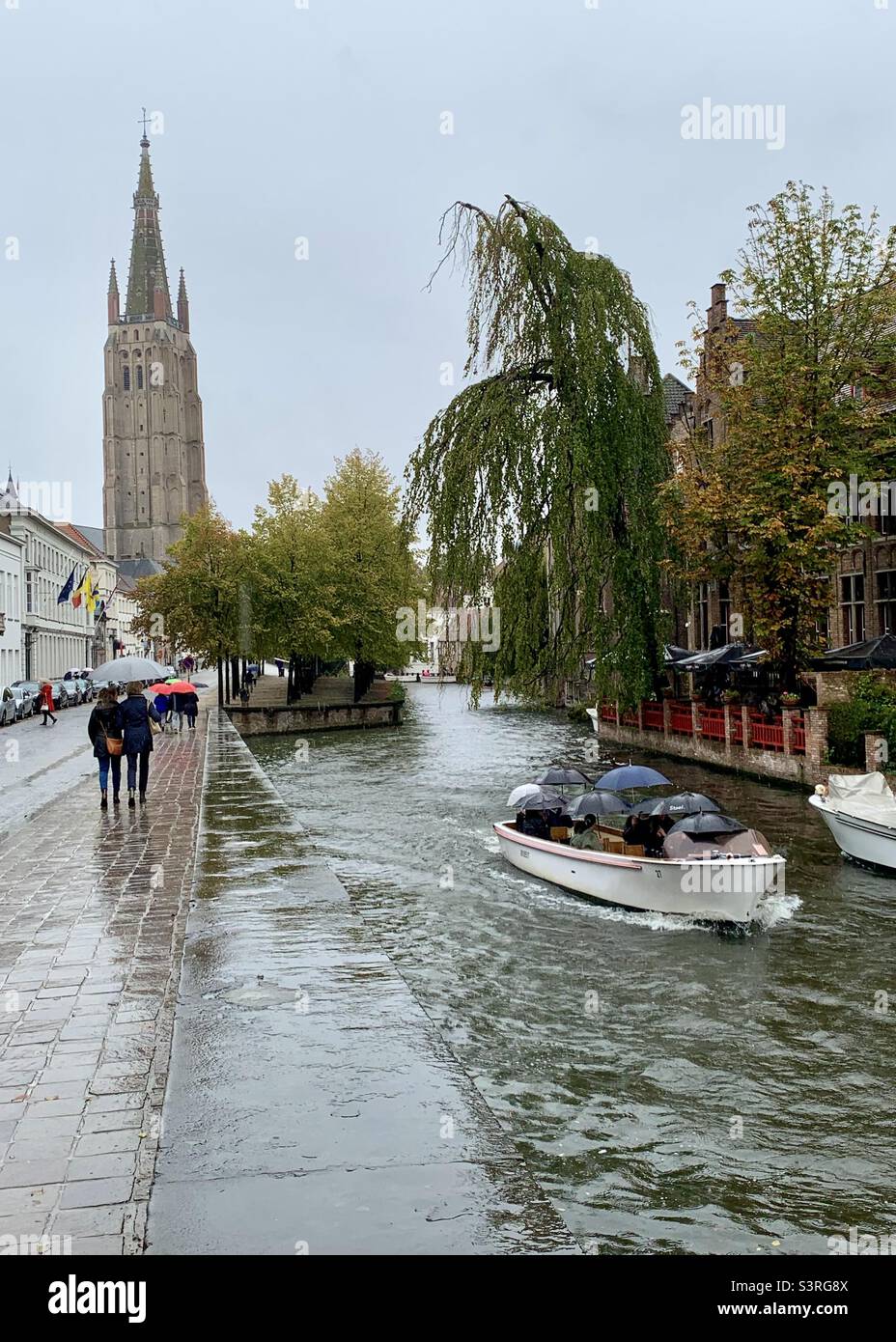 Wet day hi-res stock photography and images - Alamy