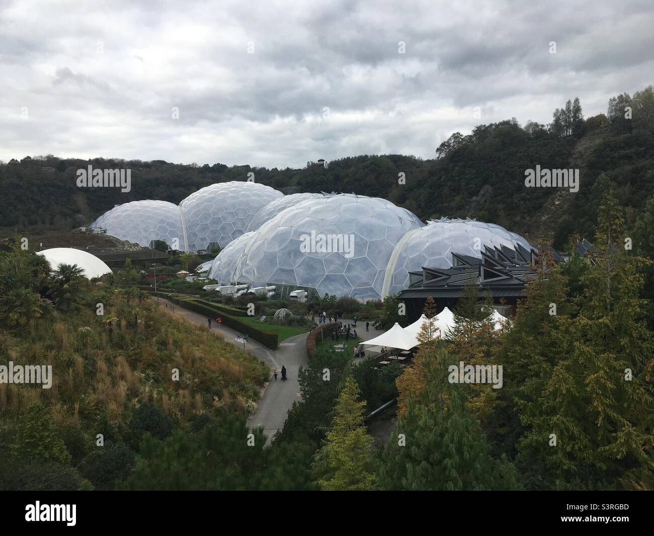 Eden project cornwall domes hi-res stock photography and images - Alamy