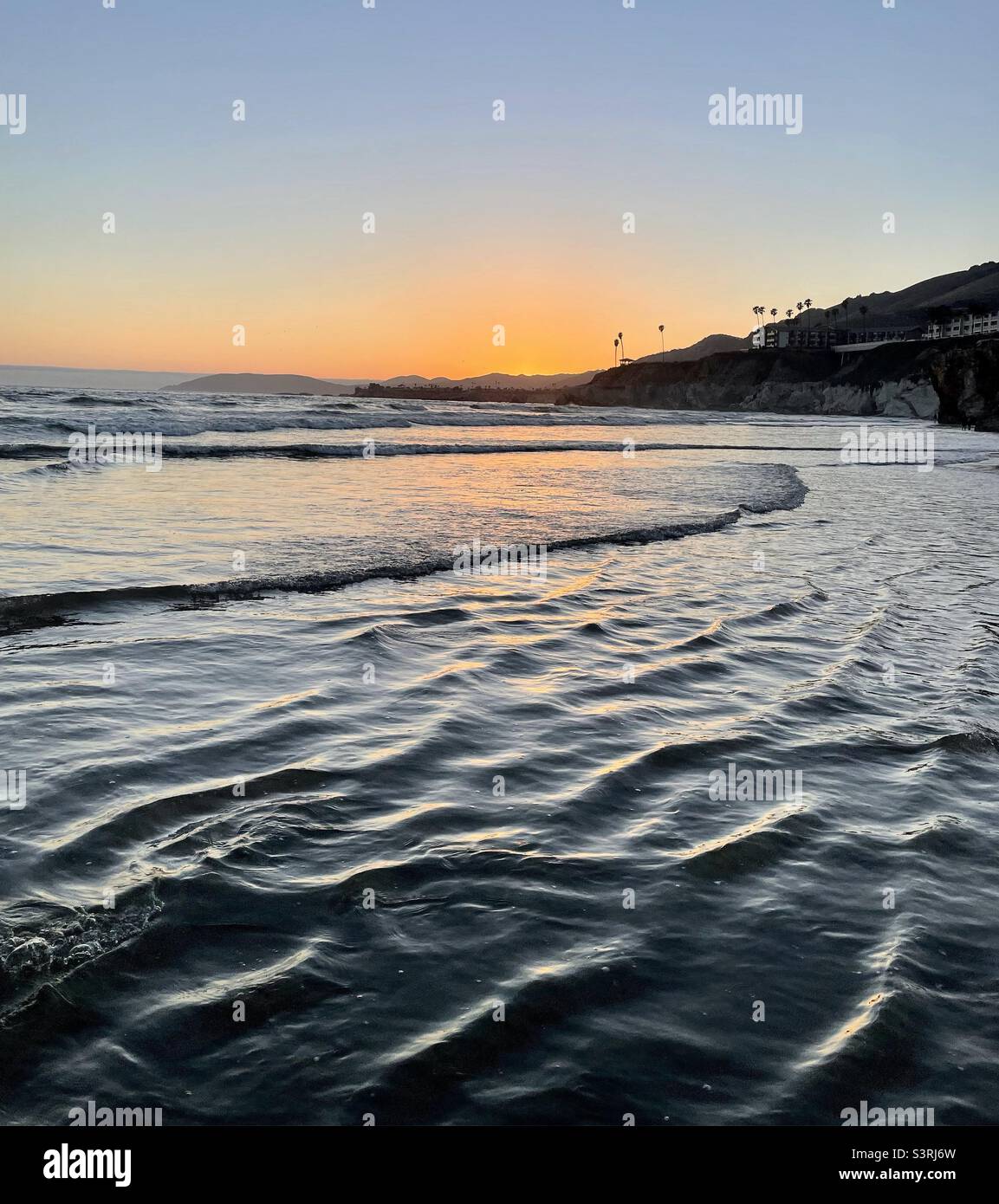 Sunset at pismo beach hi-res stock photography and images - Alamy