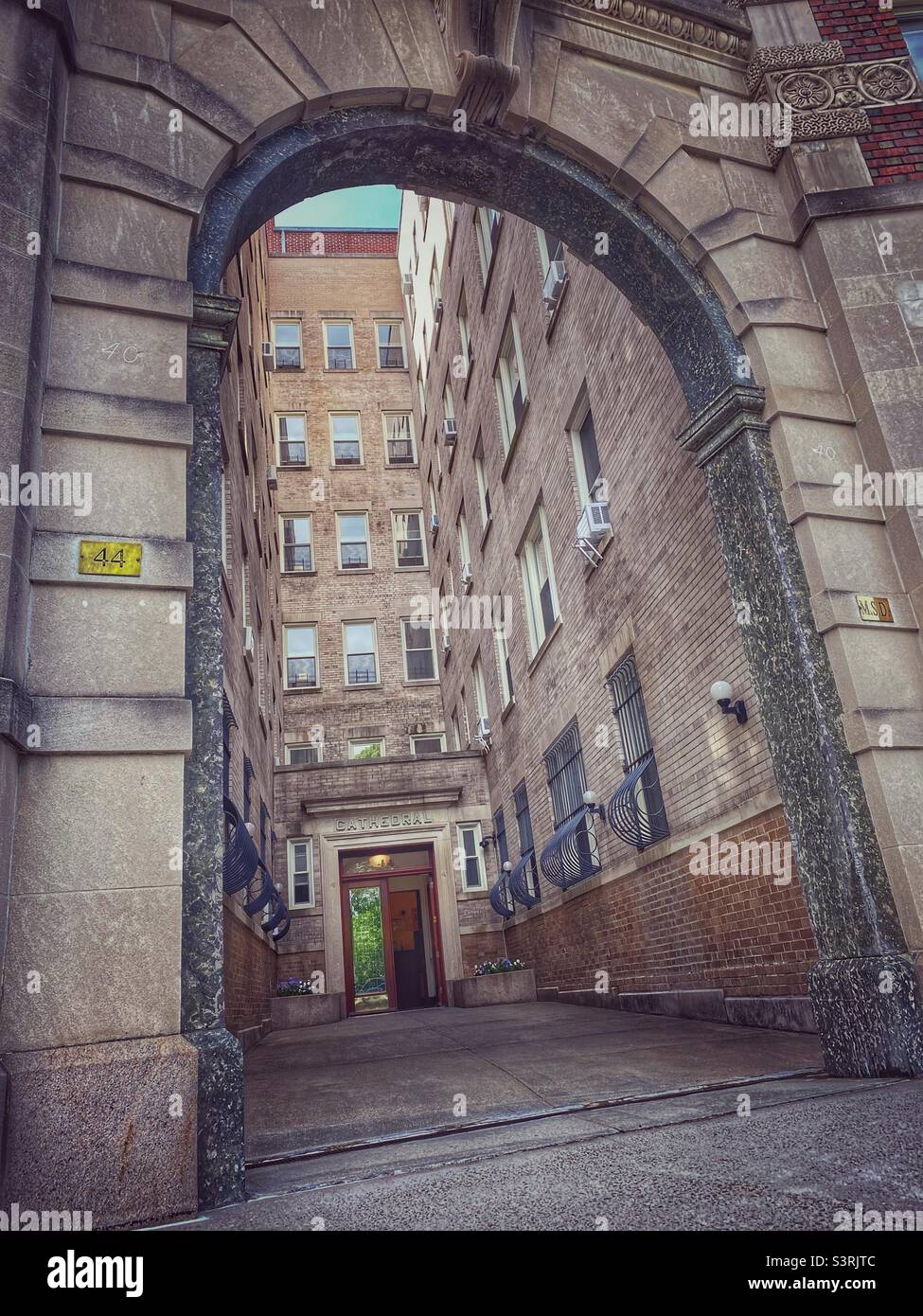 44 MSD Morningside Drive New York Stock Photo - Alamy