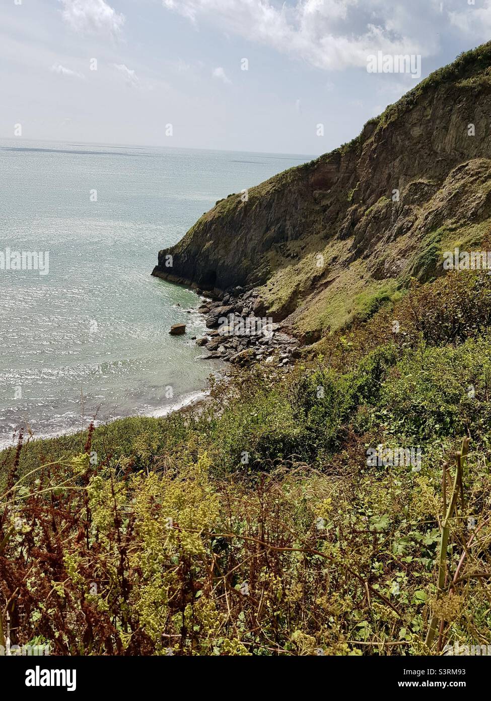 Cliff side view Stock Photo - Alamy