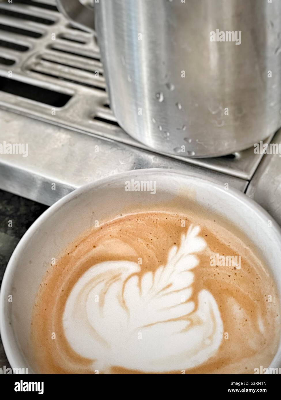 Cafe latte art hi-res stock photography and images - Alamy