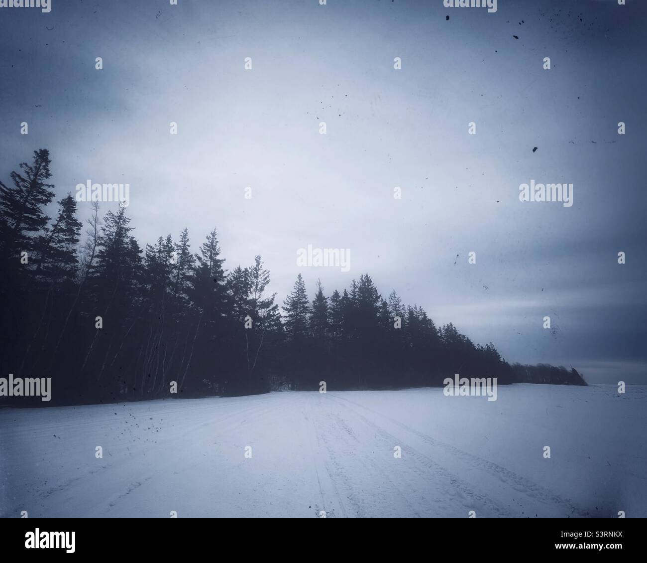 Gloomy landscape hi-res stock photography and images - Alamy