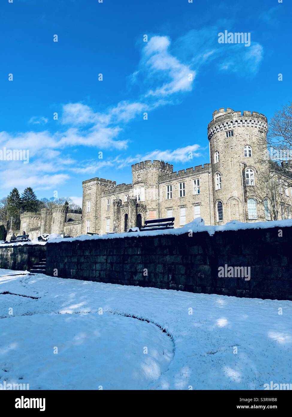 Cyfarthfa park and castle hi-res stock photography and images - Alamy
