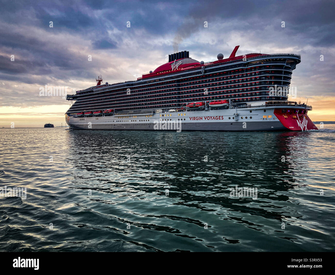 Virgin Voyages - Valiant Lady Stock Photo - Alamy