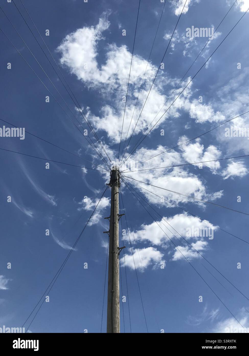 Phone lines hi-res stock photography and images - Alamy