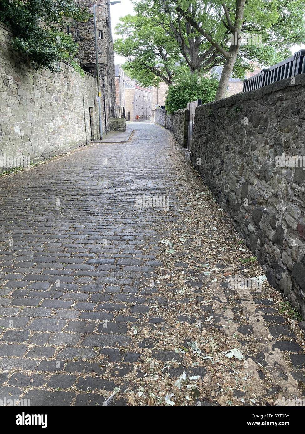 Wall cobbled stones hi-res stock photography and images - Alamy