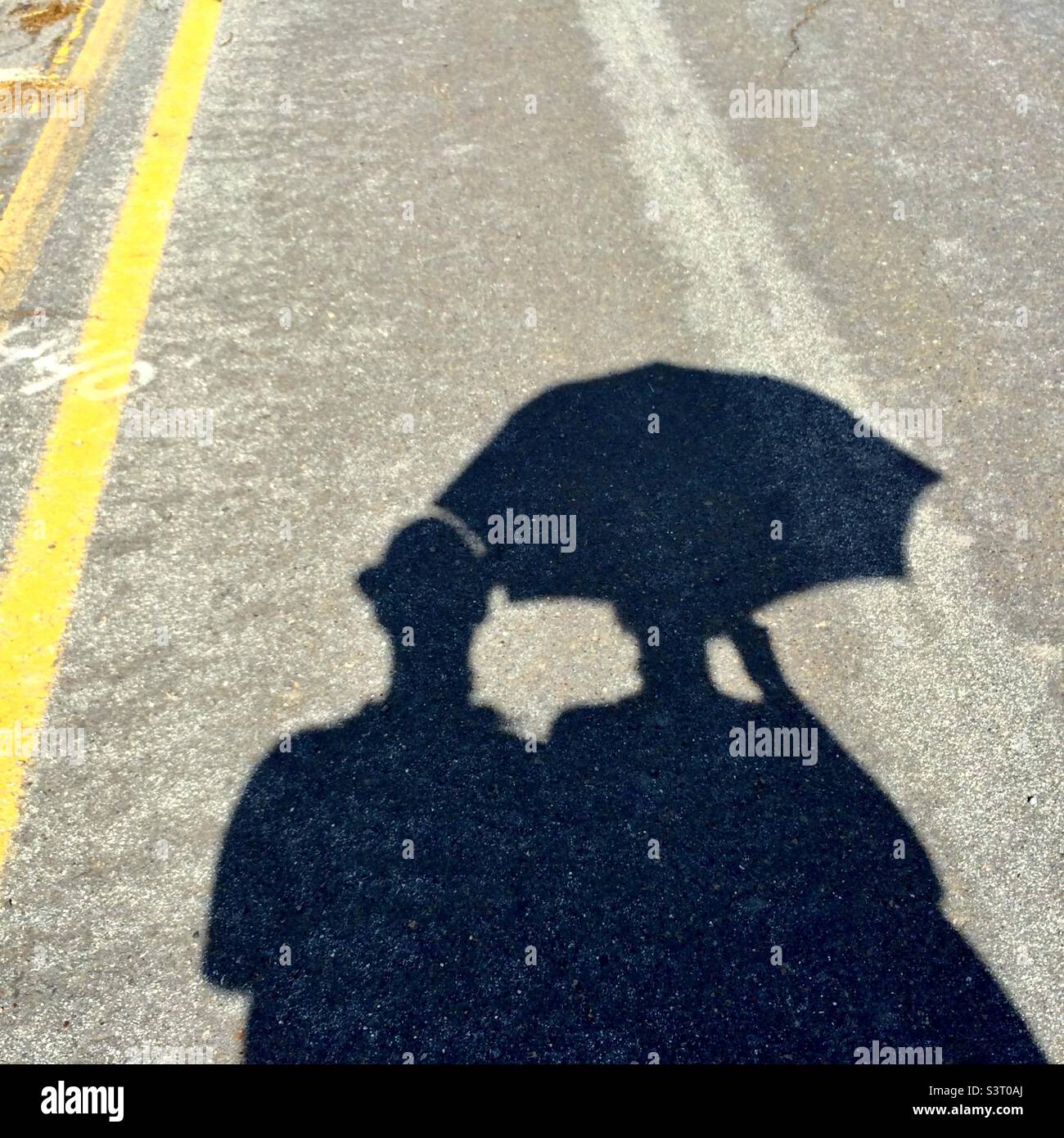 Shadow line hi-res stock photography and images - Alamy