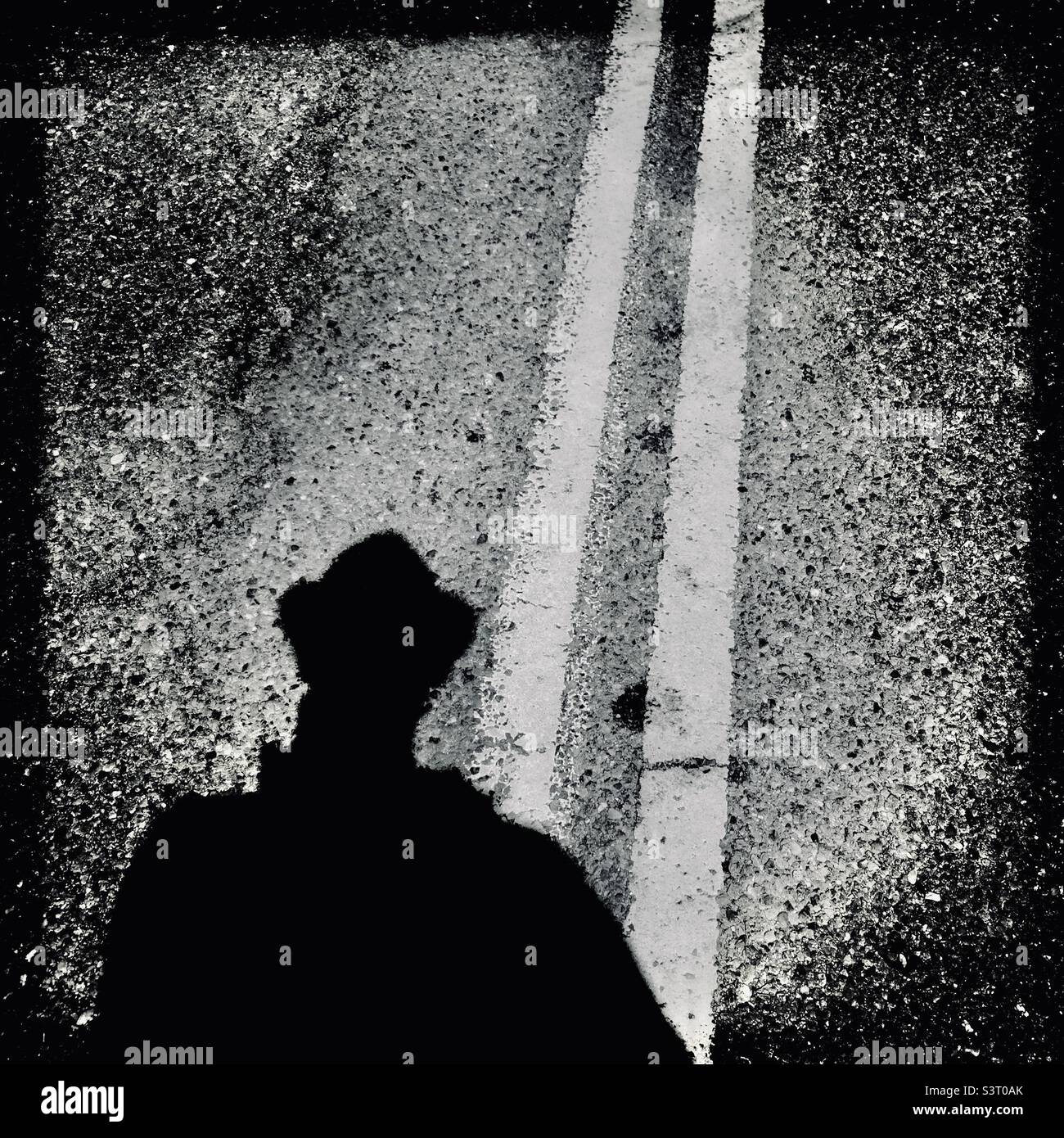 Shadow deep hi-res stock photography and images - Alamy