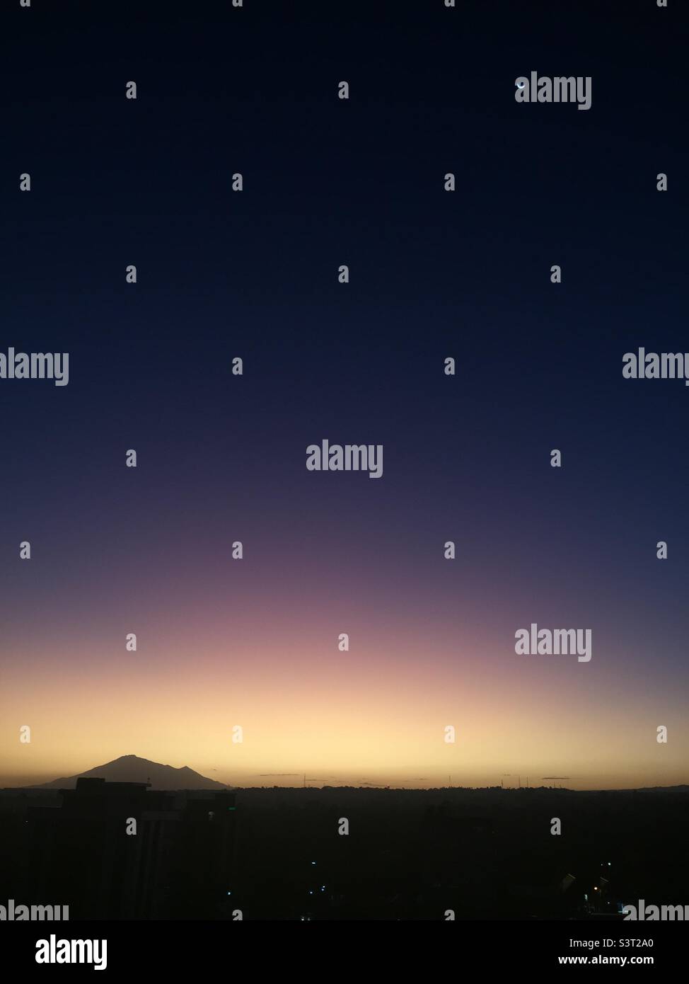 Sunset with crescent moon hi-res stock photography and images - Alamy