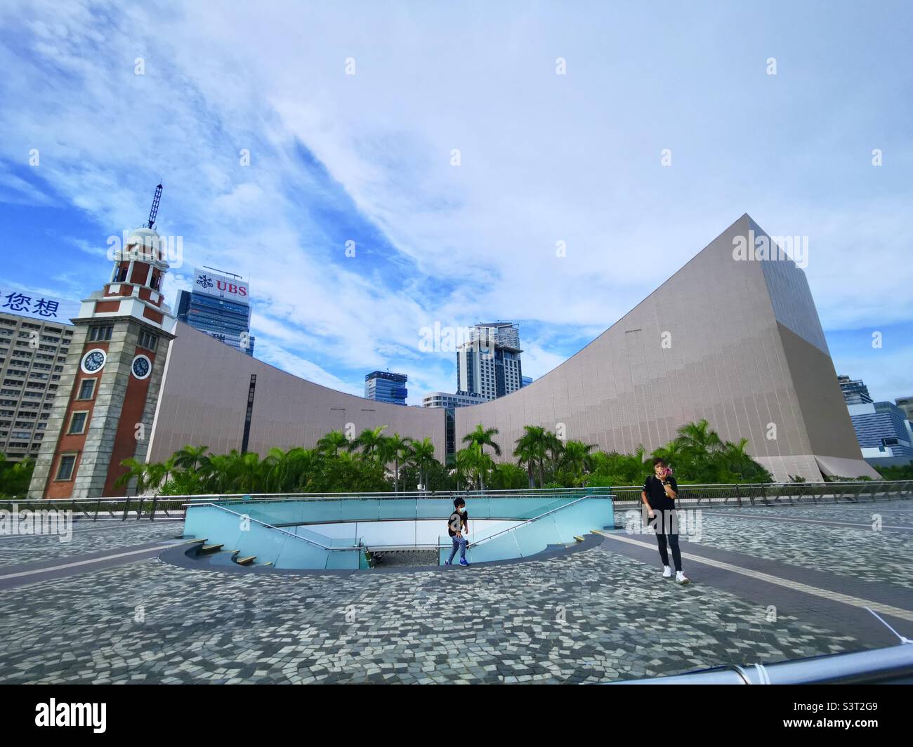 The TST waterfront with the cultural centre and the former Kowloon ...