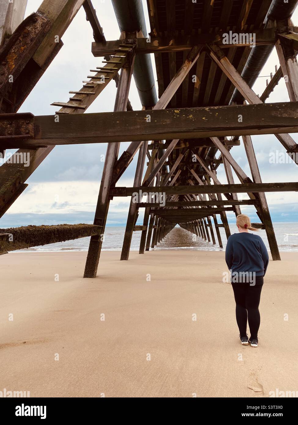 Underneath a pier hi-res stock photography and images - Alamy