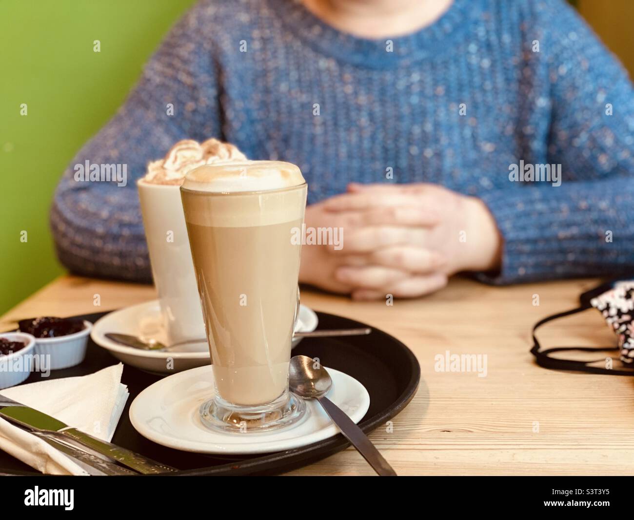 Coffee shop photography hi-res stock photography and images - Alamy
