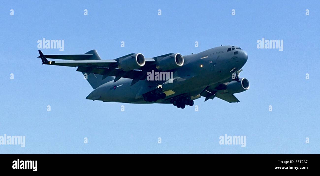 RAF C-17 Military Cargo Aircraft Stock Photo - Alamy
