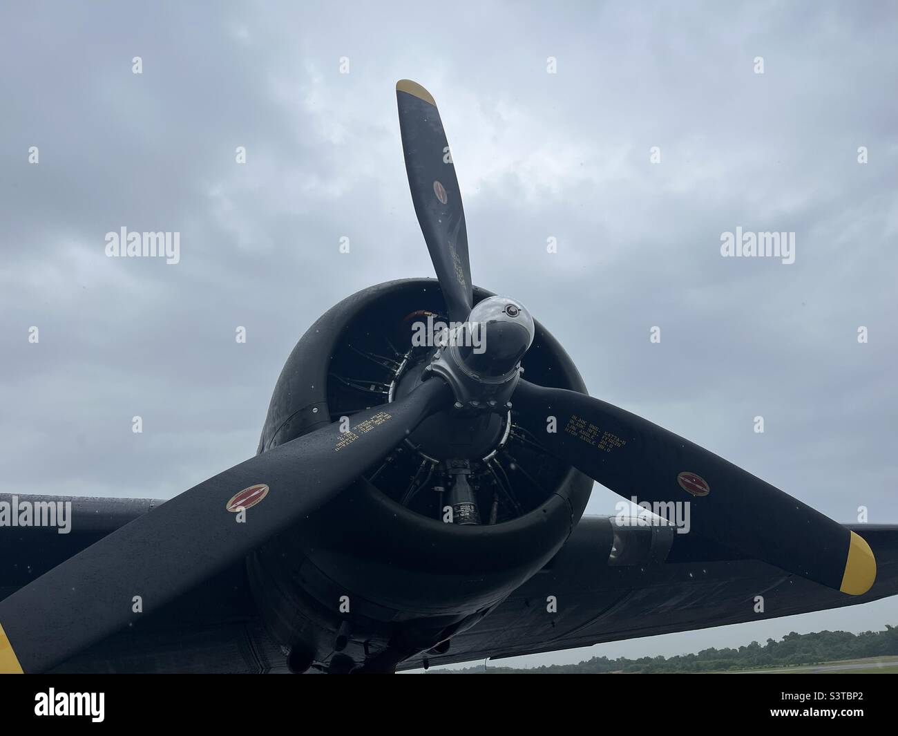 B17 engine hi-res stock photography and images - Alamy